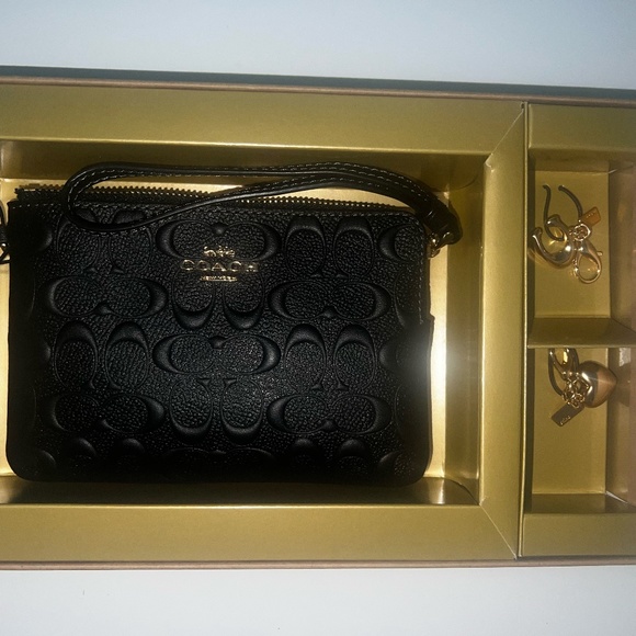 Coach | Bags | Boxed Corner Zip Wristlet With 2 Detachable Charms ...
